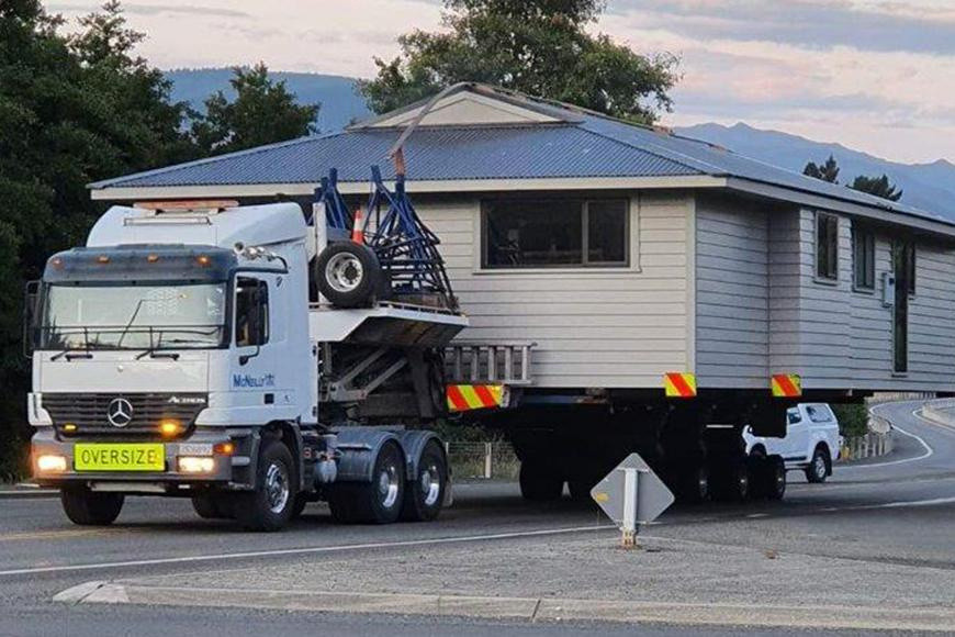 Gallery | McNeilly Heavy Haulage | Oversize & Over-dimension loads