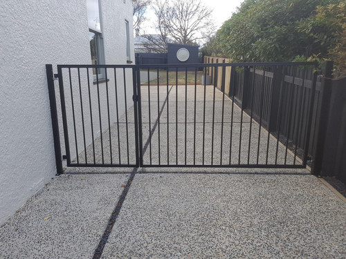 Gates | Otago Engineering | Products | Steel driveway gates, automatic ...
