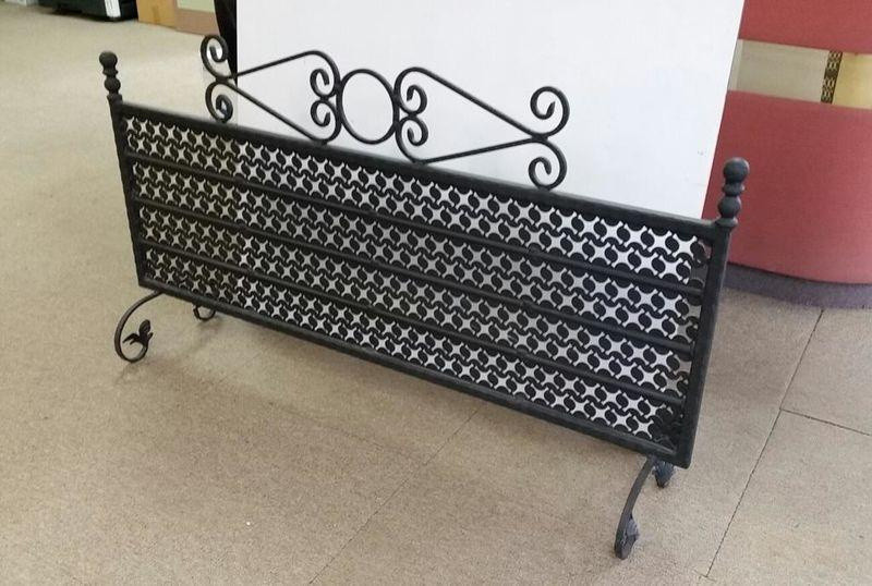 Fireguards | Otago Engineering | Products | Fire surrounds, utensils ...