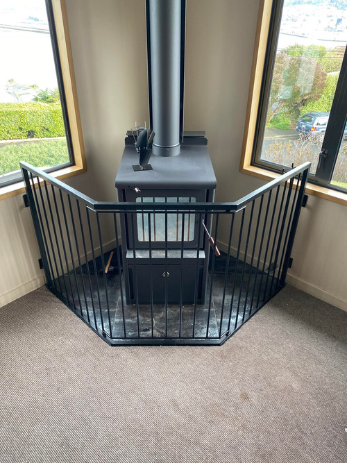 Fireguards | Otago Engineering | Products | Fire surrounds, utensils ...