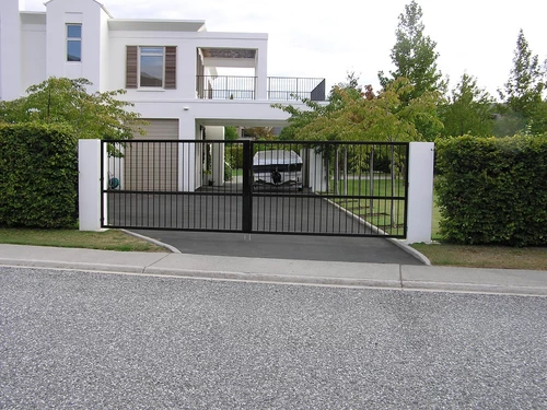 Gates | Otago Engineering | Products | Steel driveway gates, automatic ...