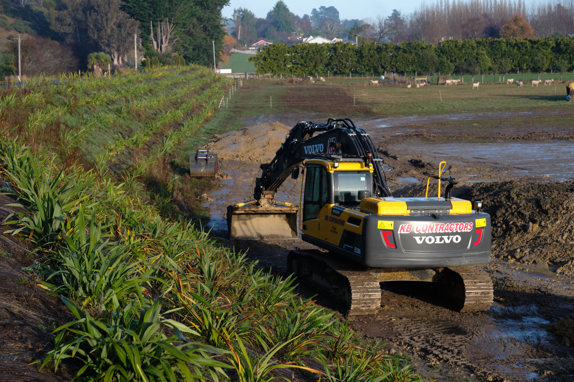 Excavations | Services | KB Contractors | Earthworks, Site Preparations & Trenching