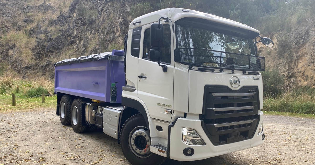 Nissan 460 Hardox Tipper (4)