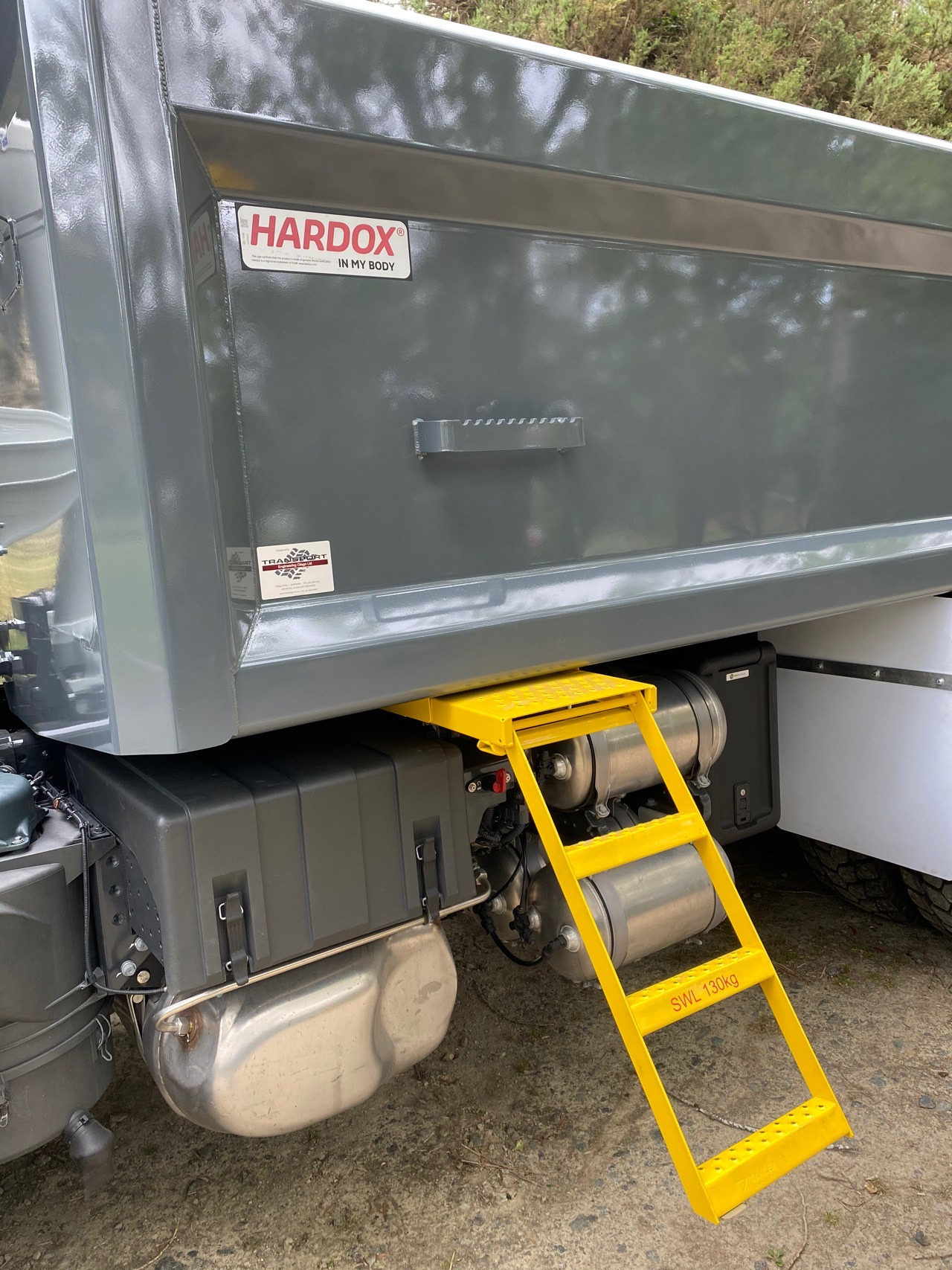 Iveco Trakker 500 Hardox Tipper (7)