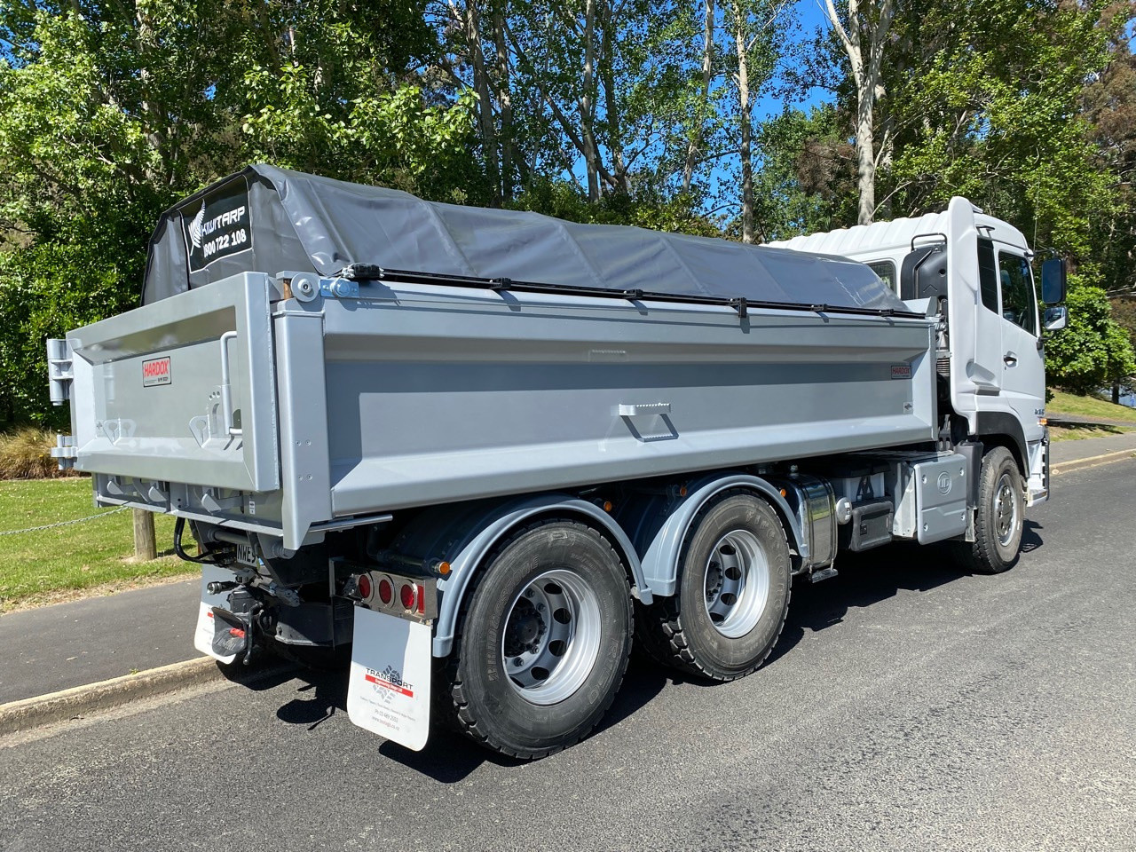 Nissan 460 Hardox Tipper (13)