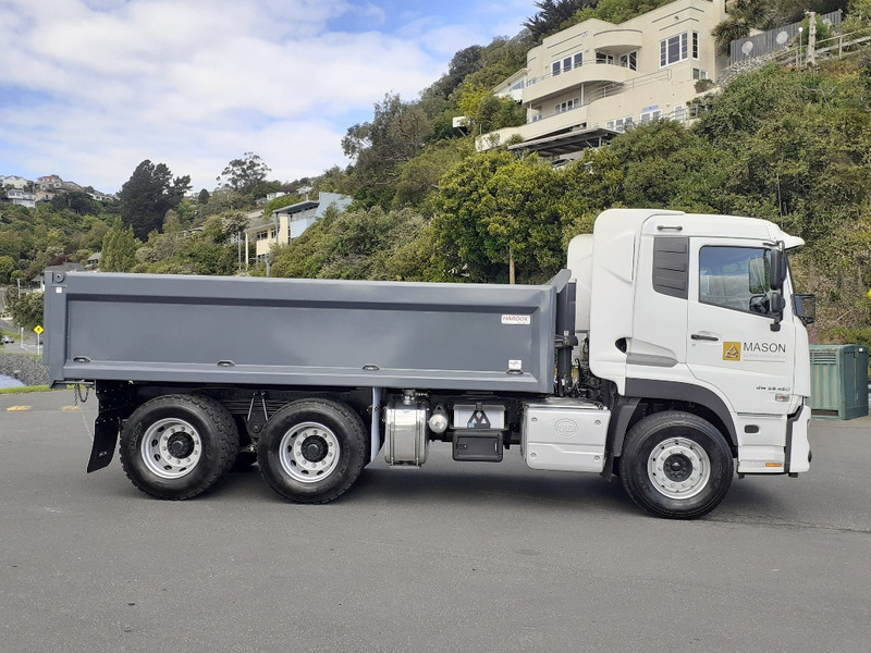 Nissan 460 Hardox Tipper (9)