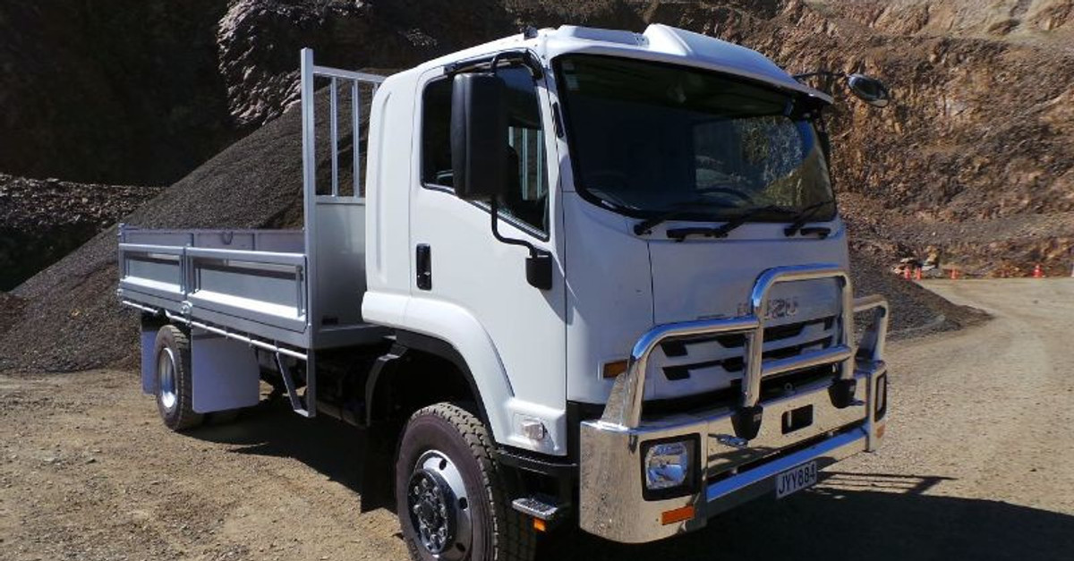 Isuzu 4x4 Side Tipper