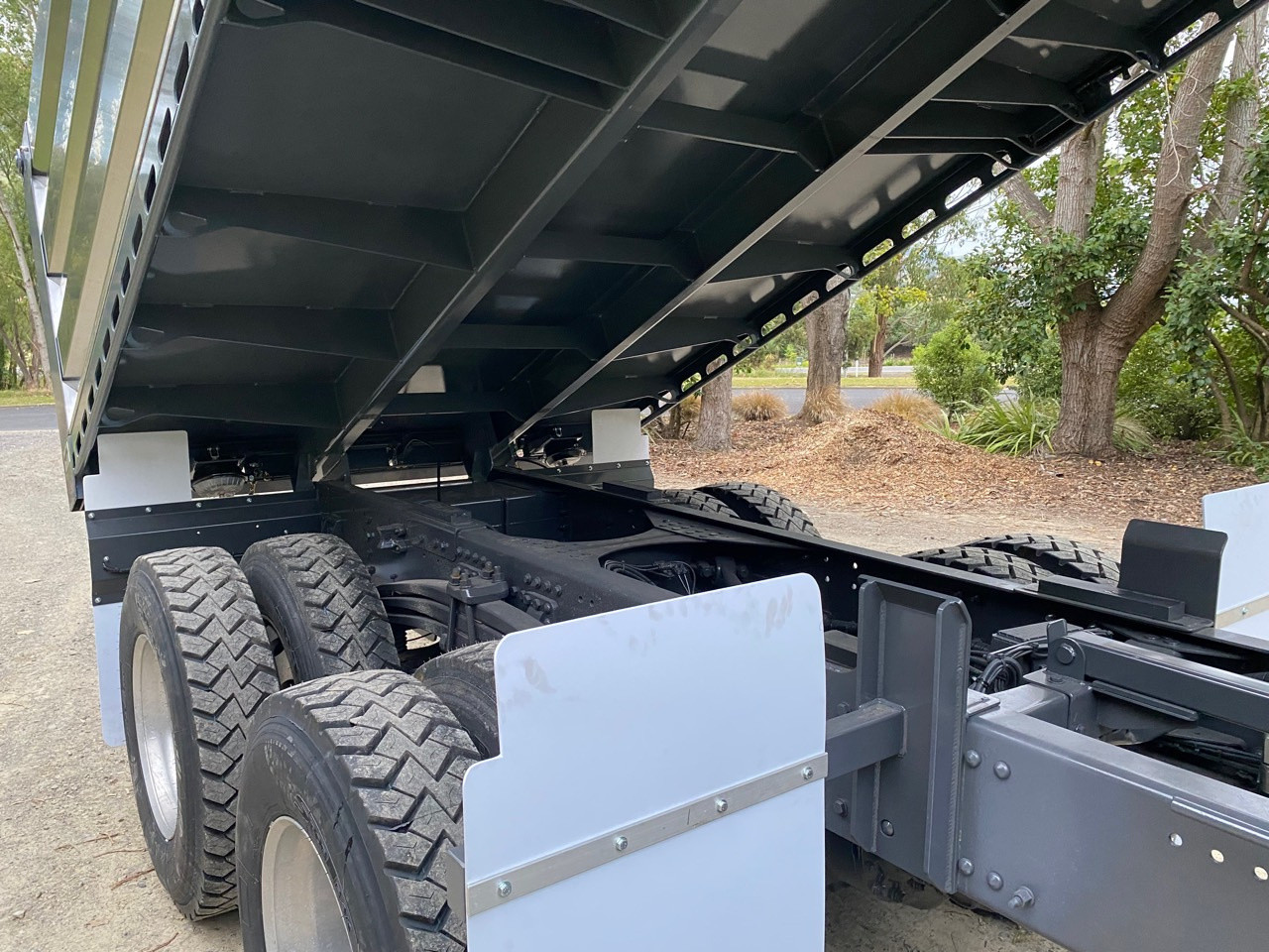 6x4 Volvo Dropside Tipper