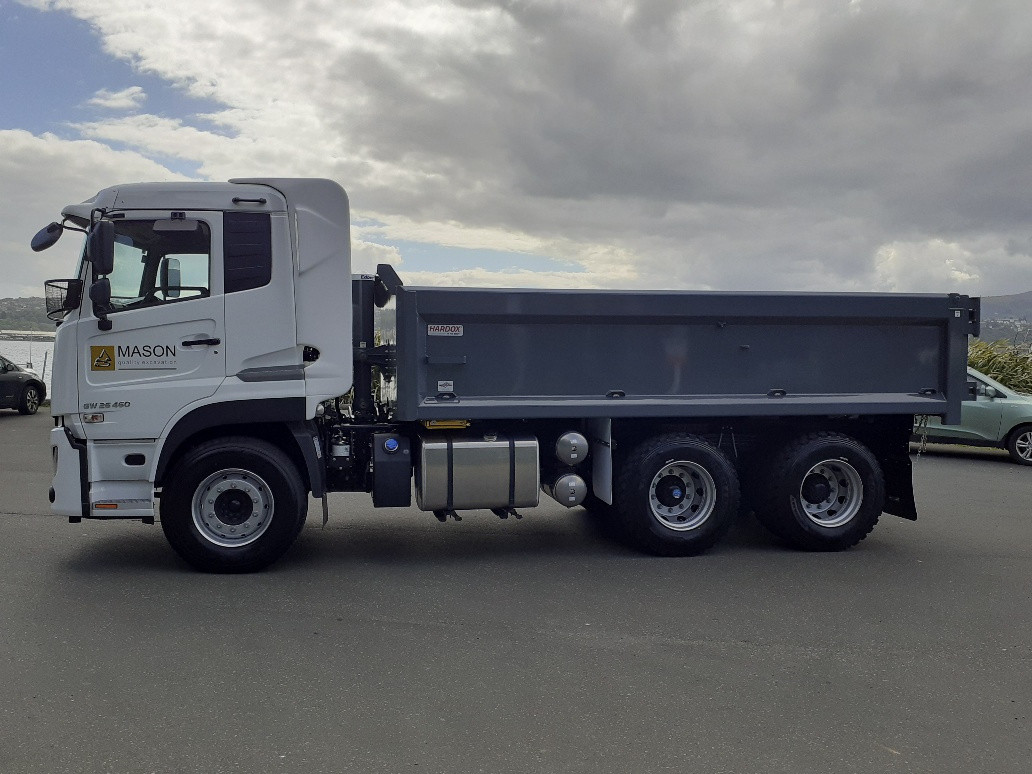 Nissan 460 Hardox Tipper (9)