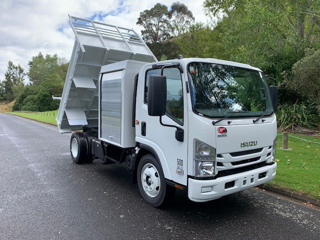Isuzu 4x2 Toolbox Tipper