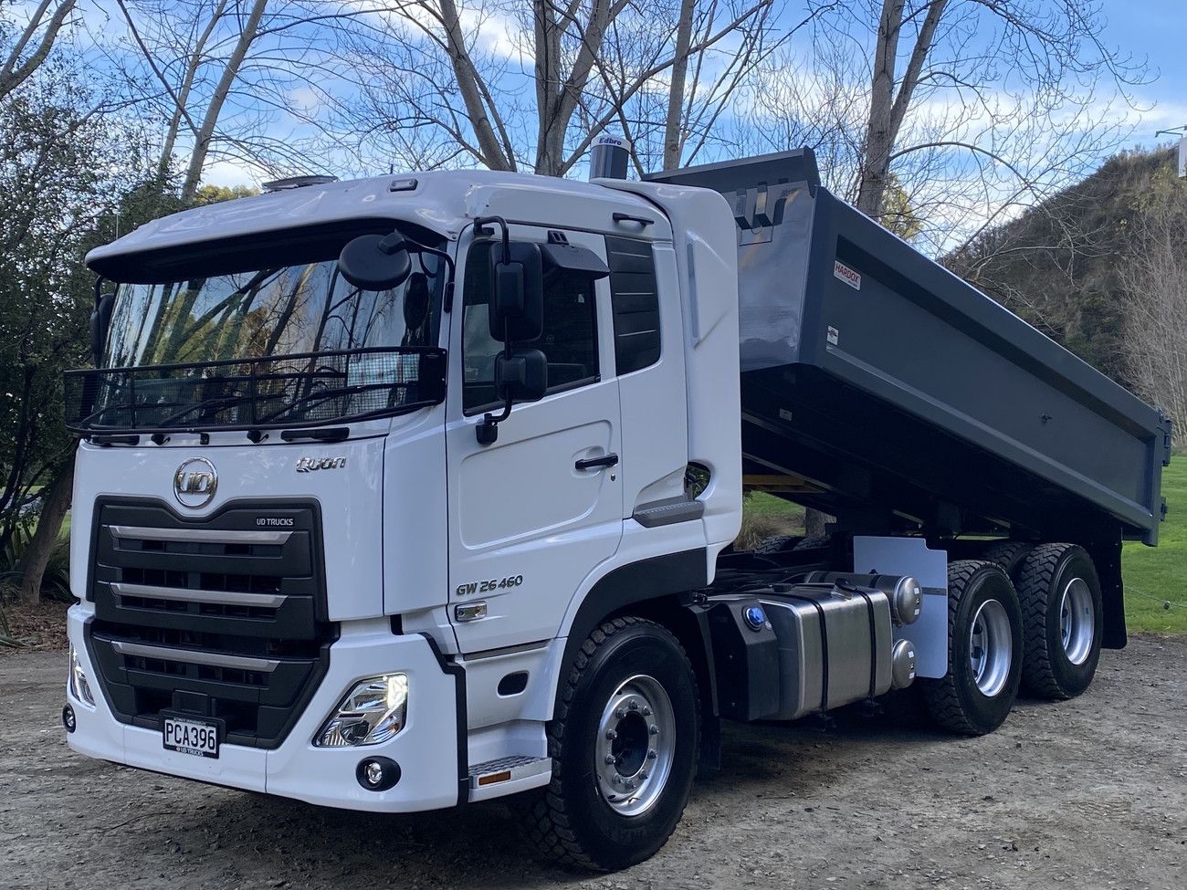 Nissan 460 Hardox Tipper (10)