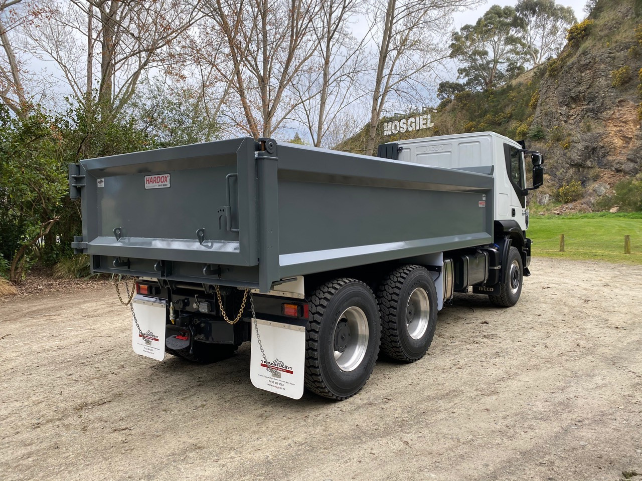 Iveco Trakker 500 Hardox Tipper (6)