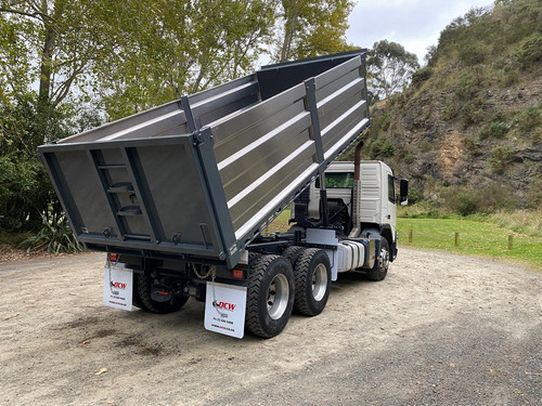 6x4 Volvo Dropside Tipper