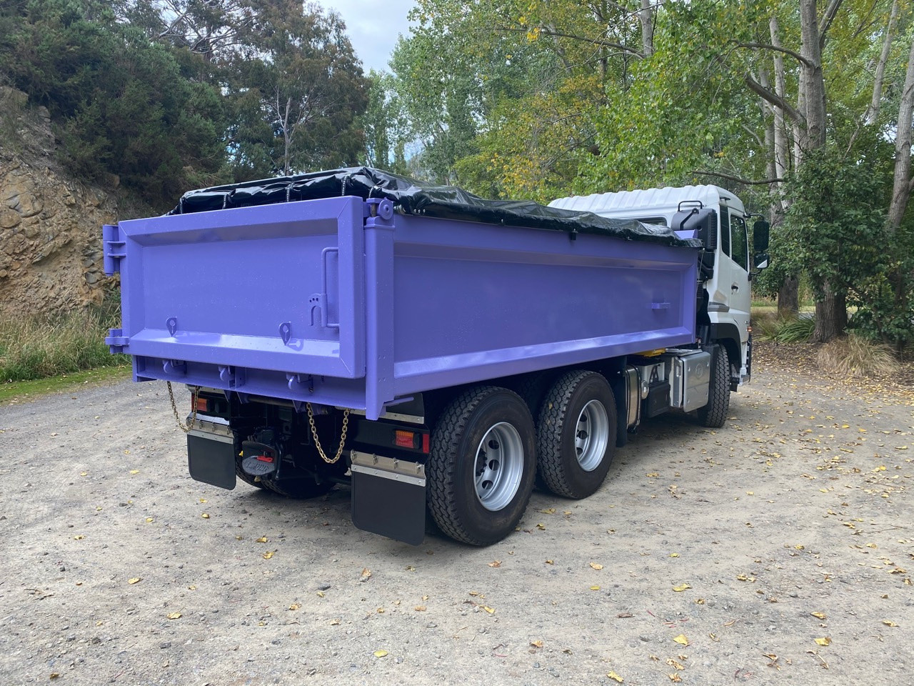 Nissan 460 Hardox Tipper (4)