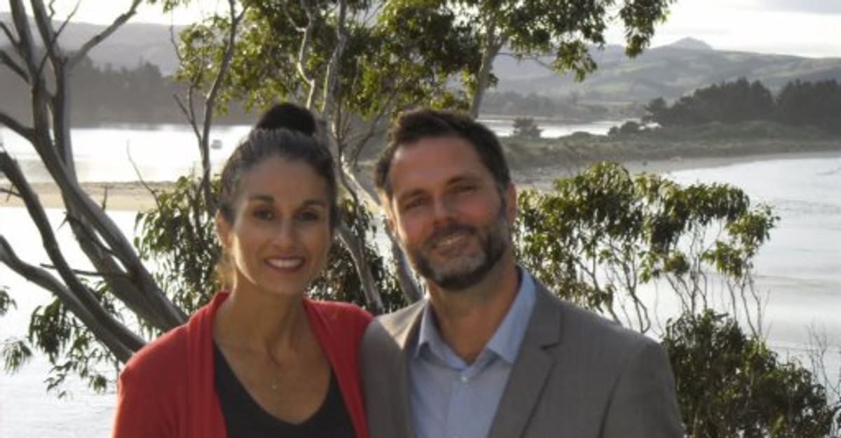 Emma Farry & Mark Grocott - "Best of all worlds by the beaches of ...