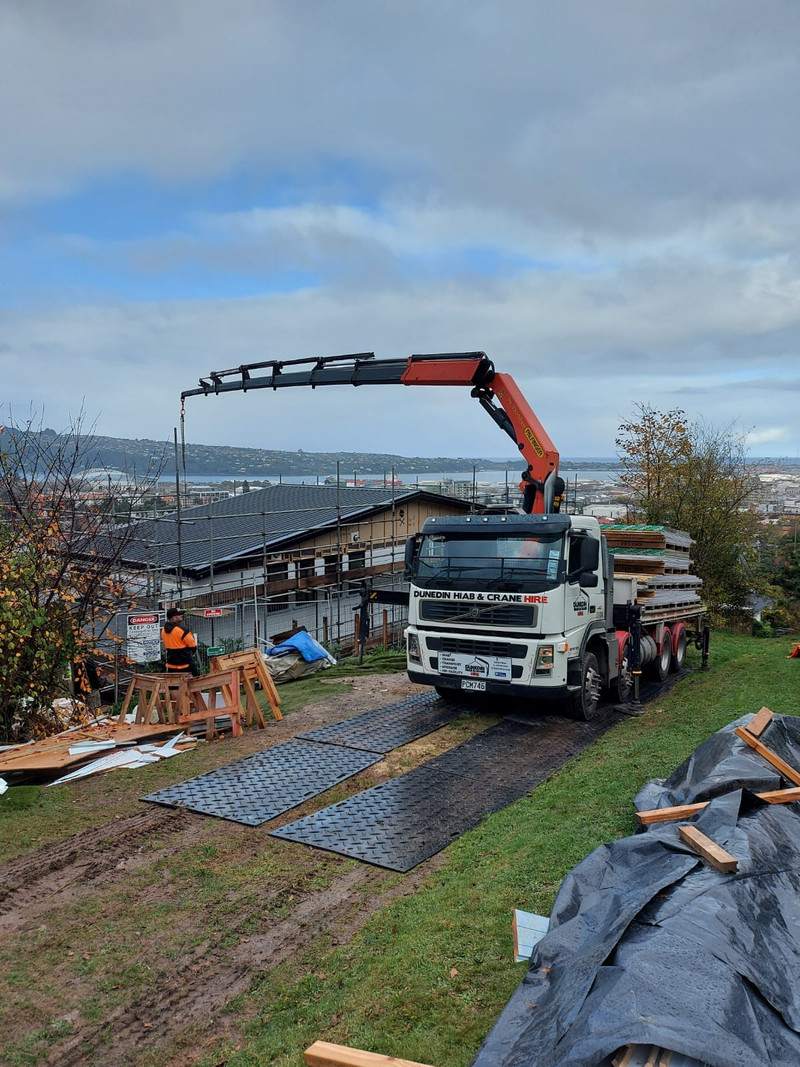 Services | Dunedin Hiab and Crane Hire | Hiab Truck Transport