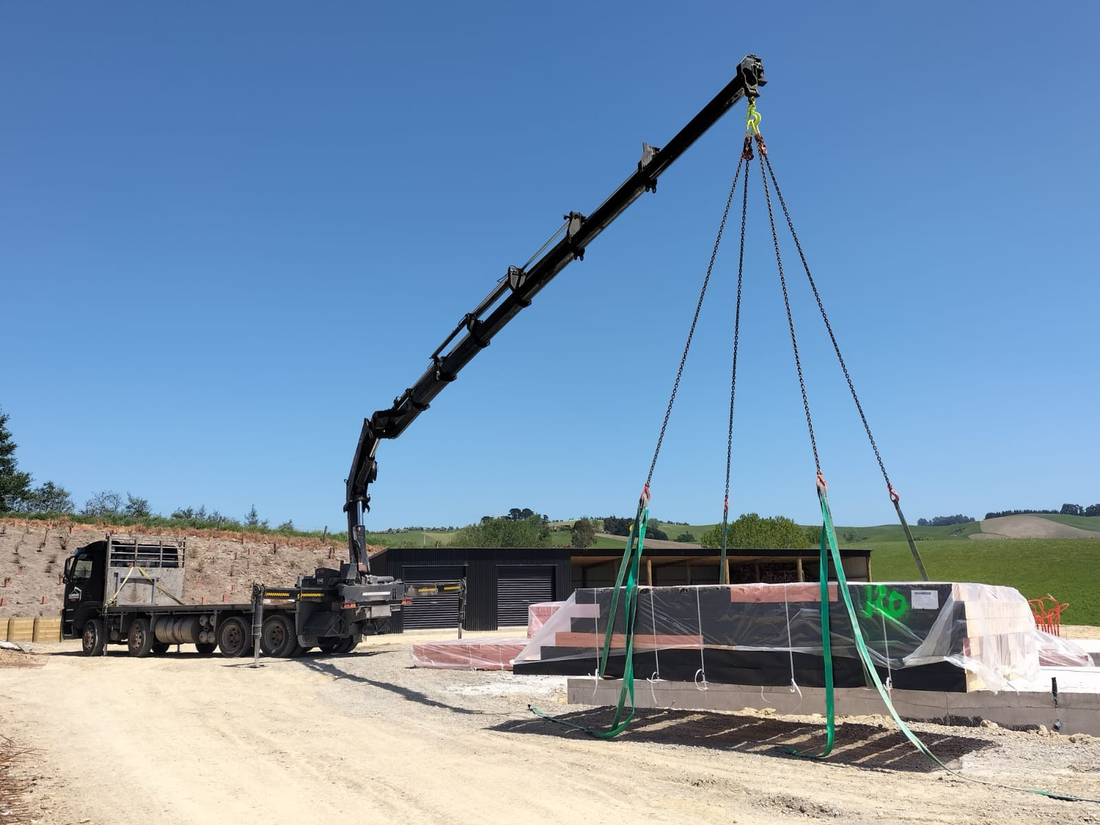 Services | Dunedin Hiab and Crane Hire | Hiab Truck Transport