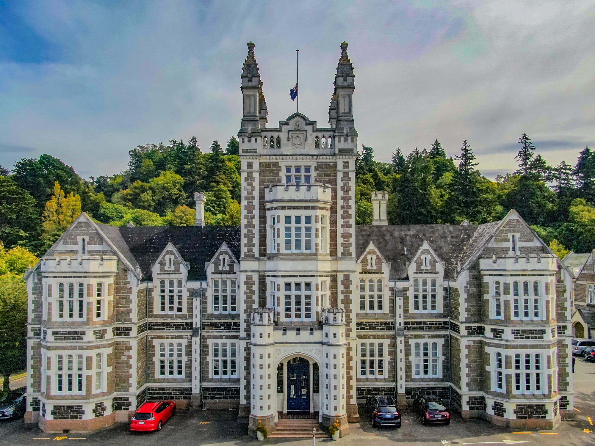Sims & Blue | Projects | Otago Boys High School