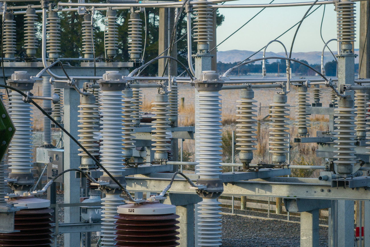 Substation Construction | Decom Electrical | High voltage specialists