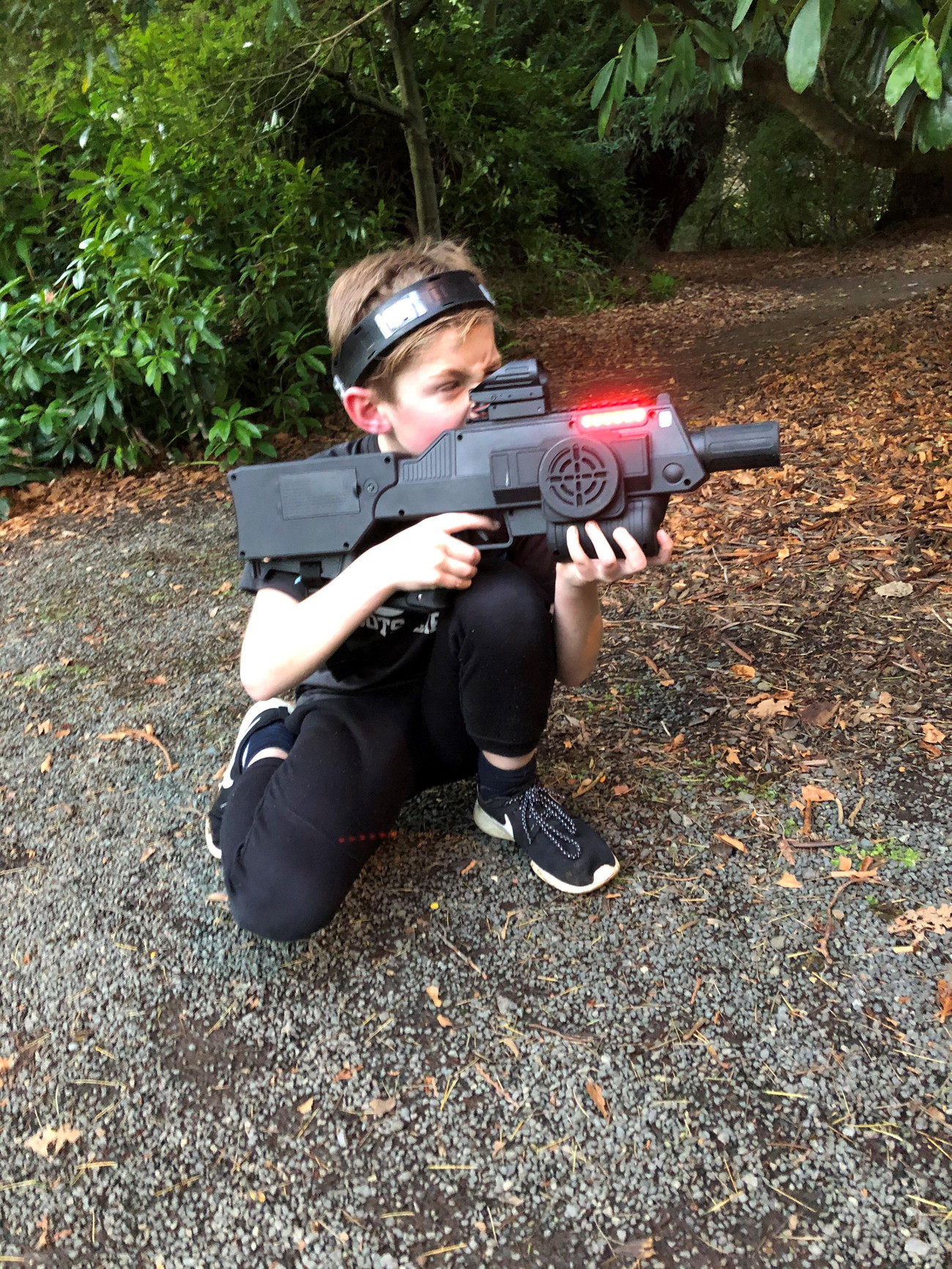 Battle Combat: The ultimate game of laser tag at night