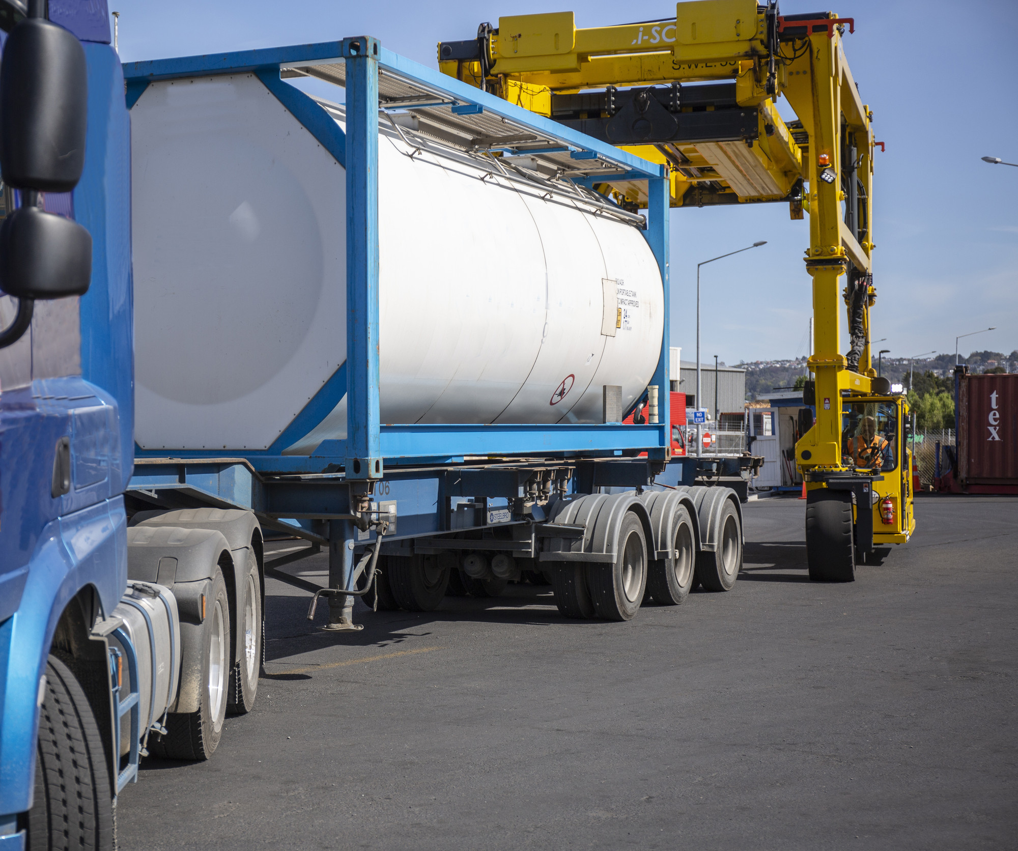 Chemical Tanks | Circuit Logistics | An innovative freight forwarder