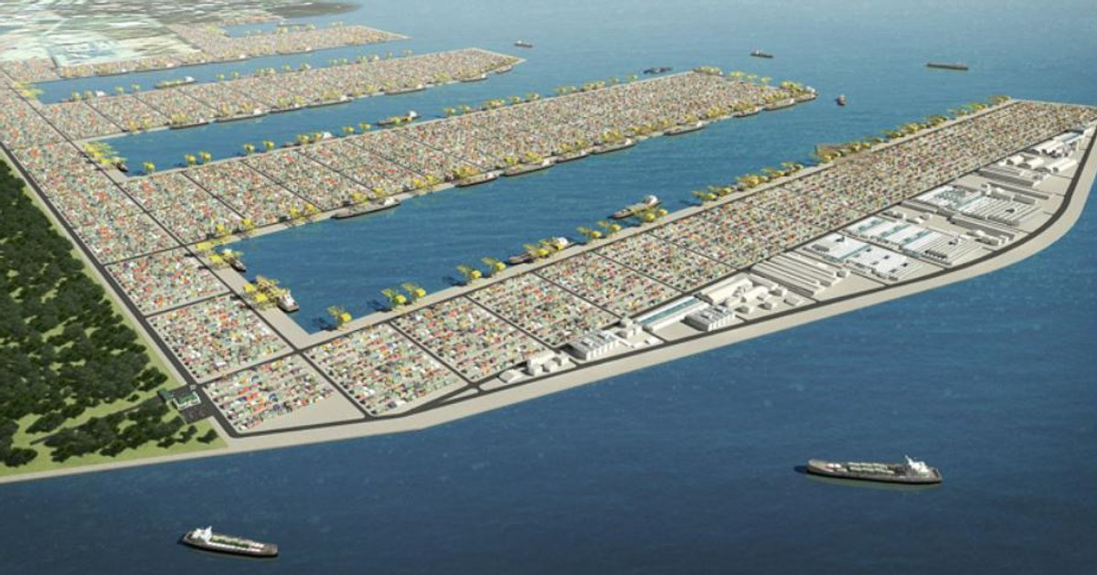 Singapore opens mega-port storage early to ease container bottlenecks