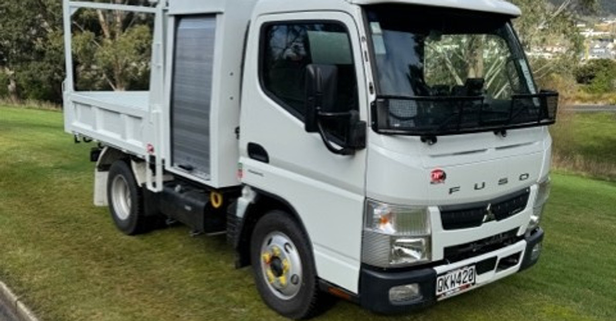 4x2 Toolbox Tipper Class 1