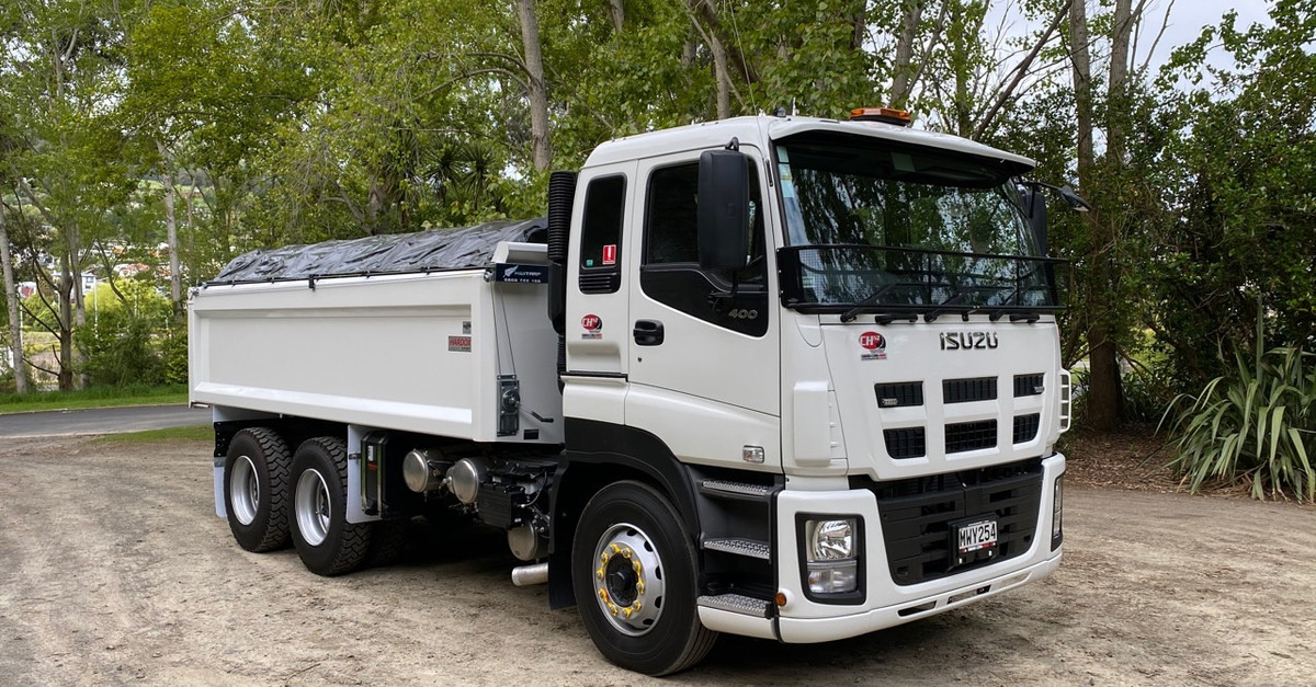 6x4 Tippers 380 to 460 hp