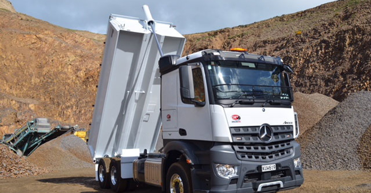 6x4 Tippers 460 Hp to 580 Hp